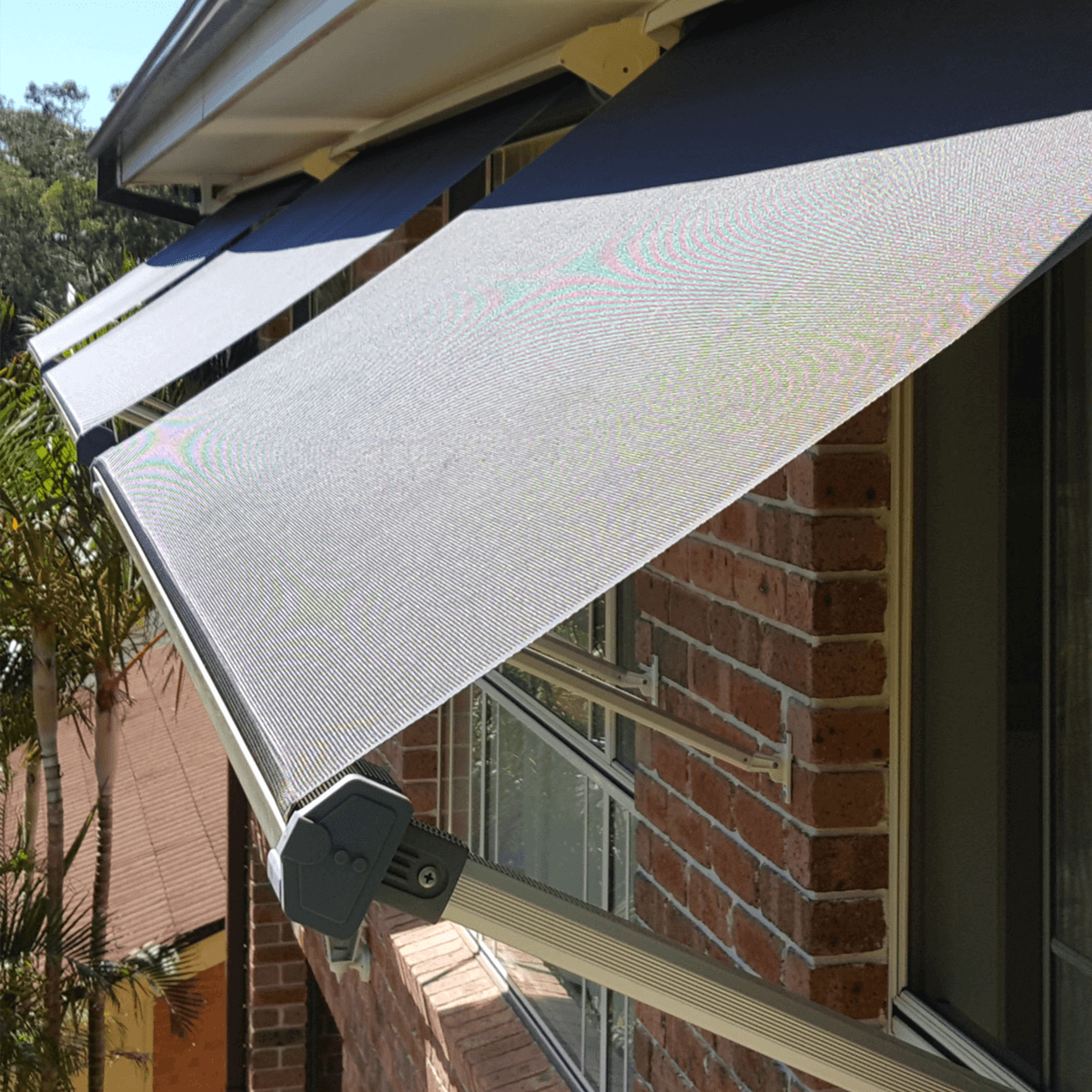 S2000 Pivot Arm Awnings - Dalekit